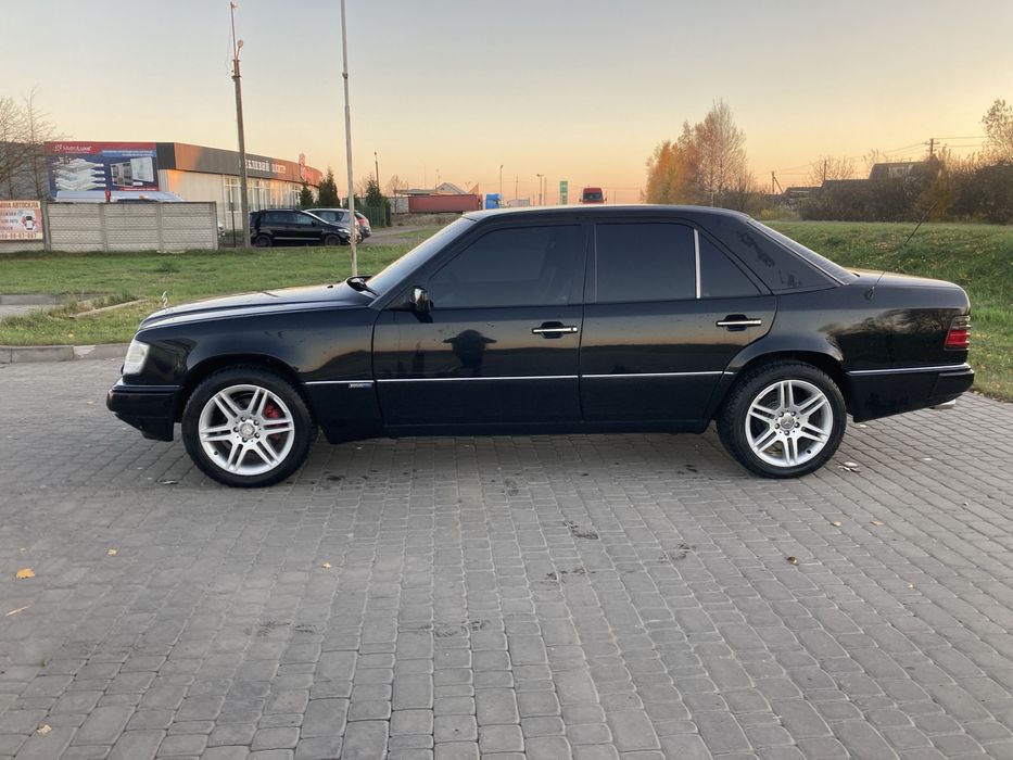 Mercedes e300d w124 1994року: 4 800 $ - Mercedes-Benz Костопіль на Olx