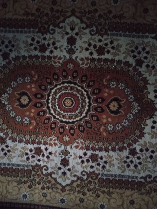 Продаж килимів 500 грн Інші товари для дому Покровськ на Olx