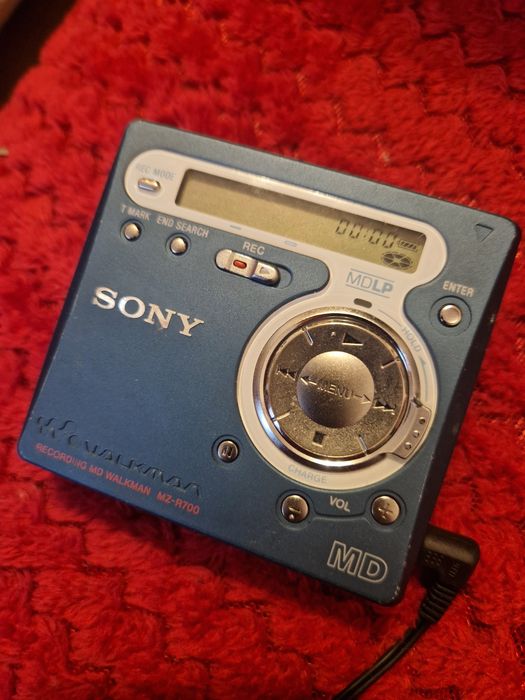 Sony Minidisc Walkman Player and Recorder - Blue - VGC (MZ-R700/LM) Bolesławiec • OLX.pl