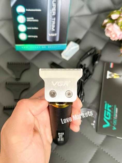 Машинка для стрижки волосся і бороди VGR V-082: 680 грн. - Машинки для ...