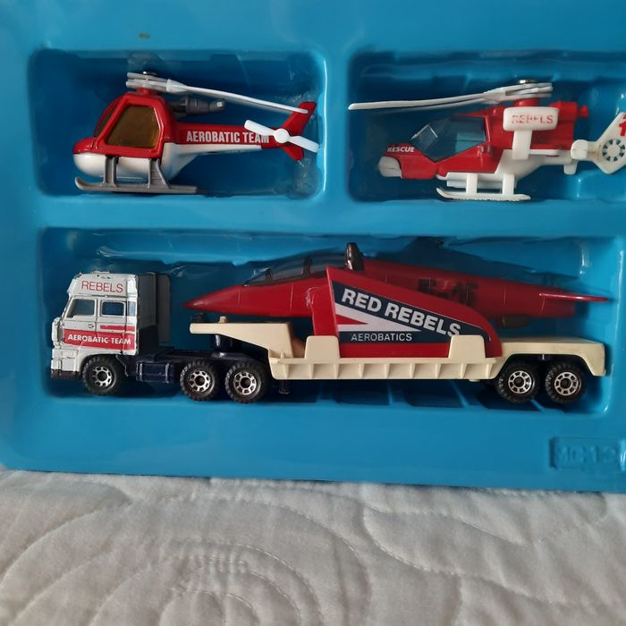 Resoraki MATCHBOX Motorcity PRL Białystok Antoniuk • OLX.pl