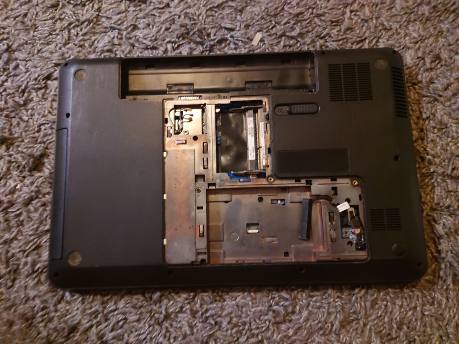 Dwa laptopy HP Packard bell cena za całość okazja Kraków Bronowice • OLX.pl