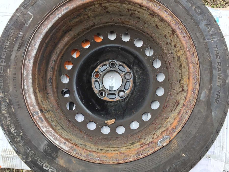 Диски стальные R16 Kromag 9975 Black 6.5Jx16 5x108 ET52.5 Ford Volvo ...
