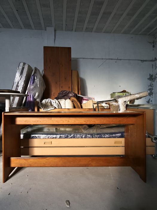 Secretária usada Batalha • OLX.pt