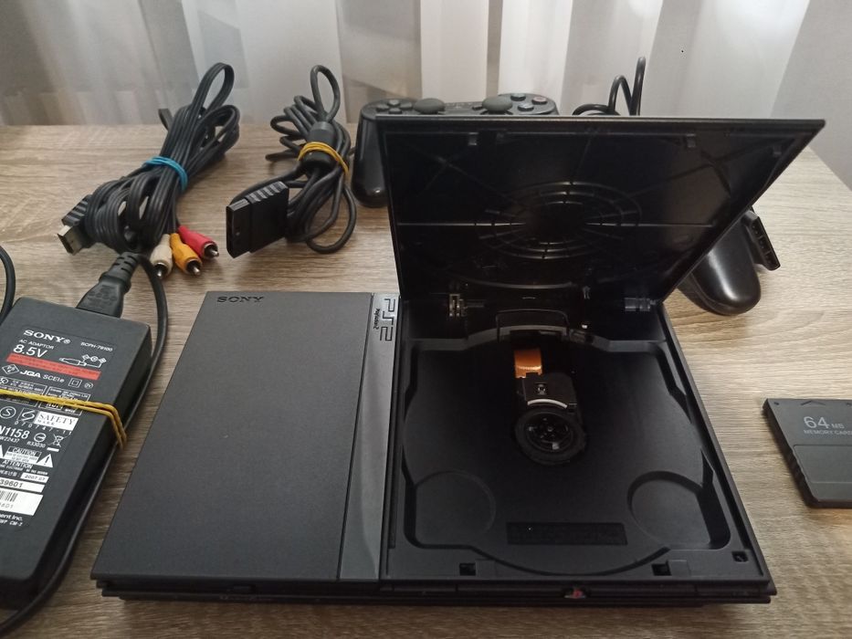 Продам sony playstation 2, PS2: 1 500 грн. - Приставки Івано-Франківськ на Olx