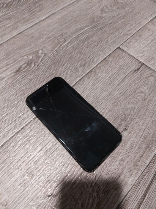 Телефон iPhone XR 64GB: 550 грн. - Смартфони / мобільні телефони Лубни ...