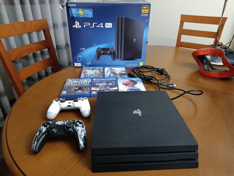 Ps4 pro 1 terabyte Igreja Nova E Cheleiros • OLX.pt