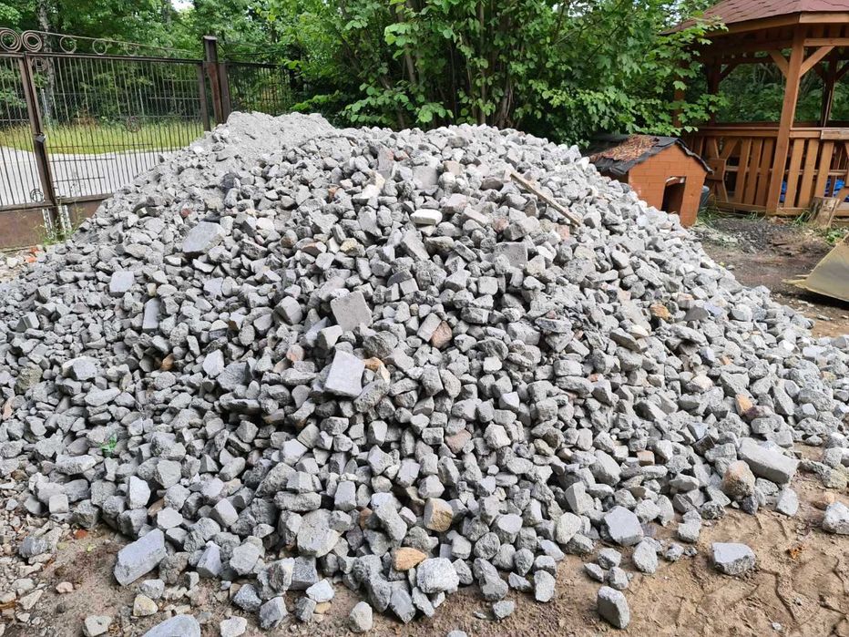Przekrusz Betonowy Gruz Kruszywo Betonowe Gruzobeton Tuszyn • OLX.pl