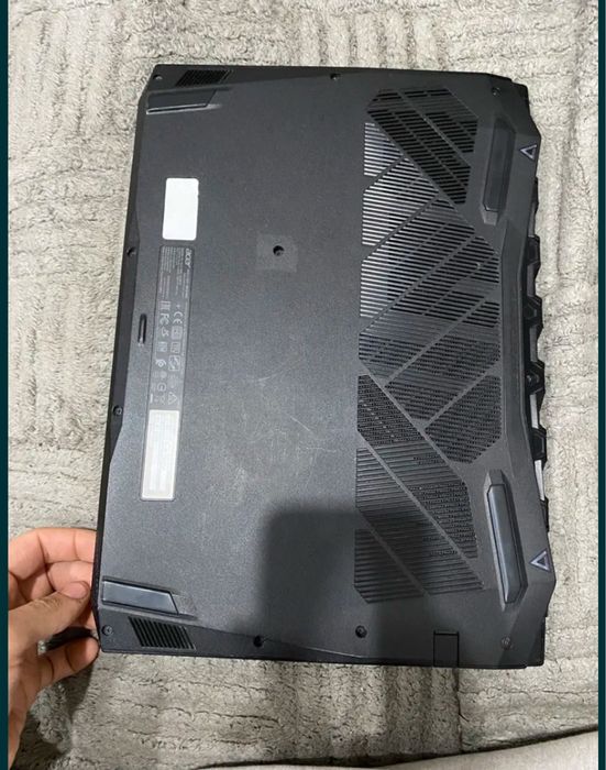 Стильный ноутбук отдам бесплатно: Безкоштовно - Ноутбуки Окунин на Olx