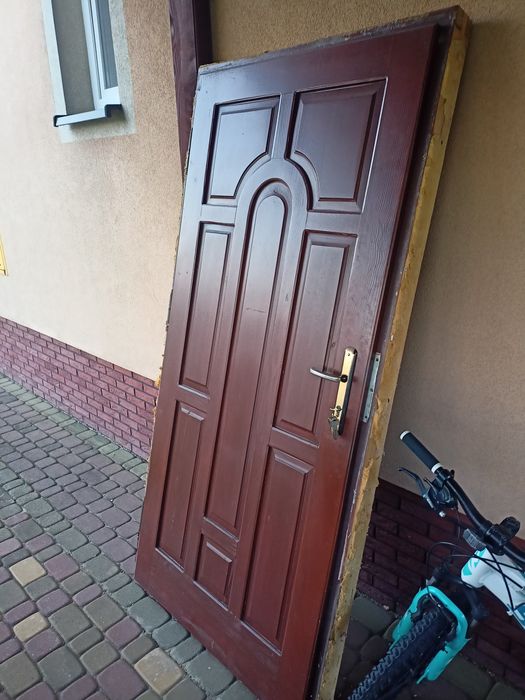 Drzwi zewnętrzne 90 drewniane. Głogów Małopolski • OLX.pl