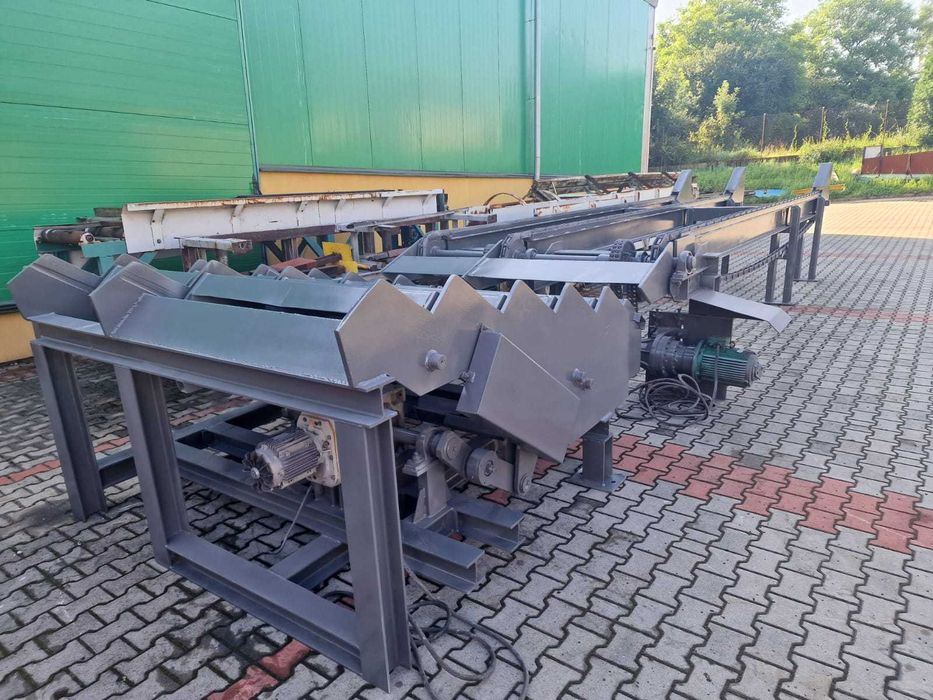 Podajnik kłody STORTI z podajnikiem schodkowym rampa załadowcza ...