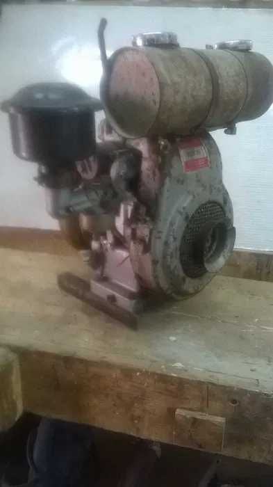 Motor de rega gasolina / petróleo Quinta do Conde • OLX Portugal