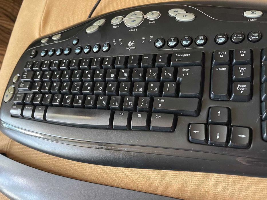 Клавіатура Logitech Media Keyboard 349 грн Периферійні пристрої