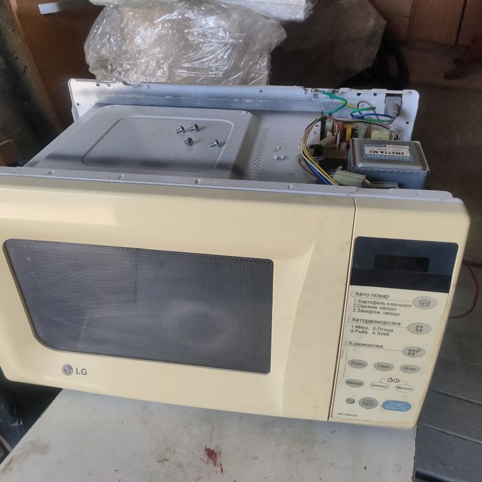 Микроволновка LG 2042: 10 грн. - Мікрохвильові печі Одеса на Olx