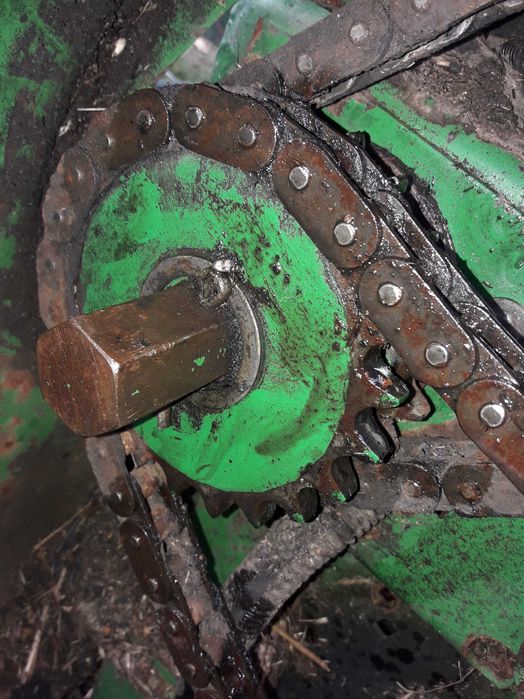 Części do prasy John Deere - 580, 590, 592 Radomsko • OLX.pl