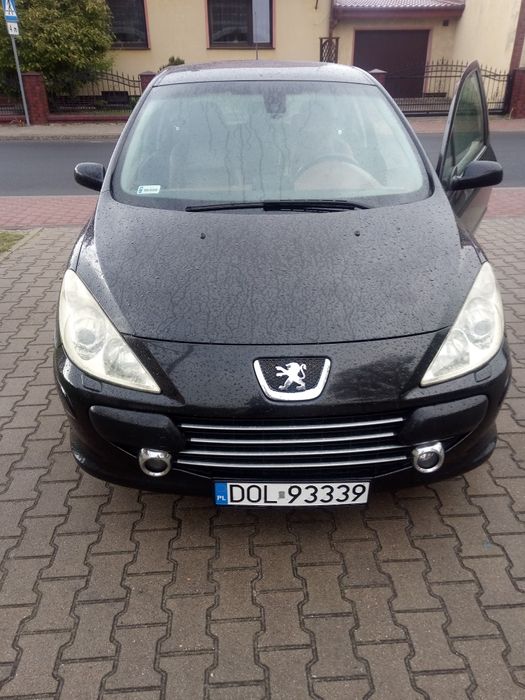 Samochód osobowy Moszyce • OLX.pl