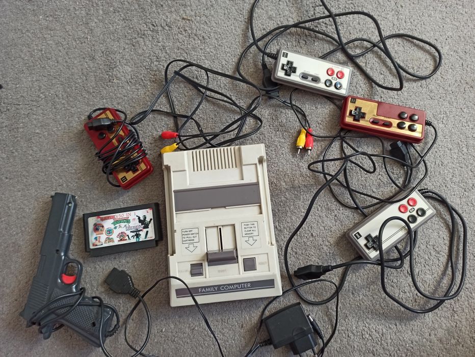 Pegasus Family Computer gra telewizyjna Contra dyskietka 450in1 Elbląg ...