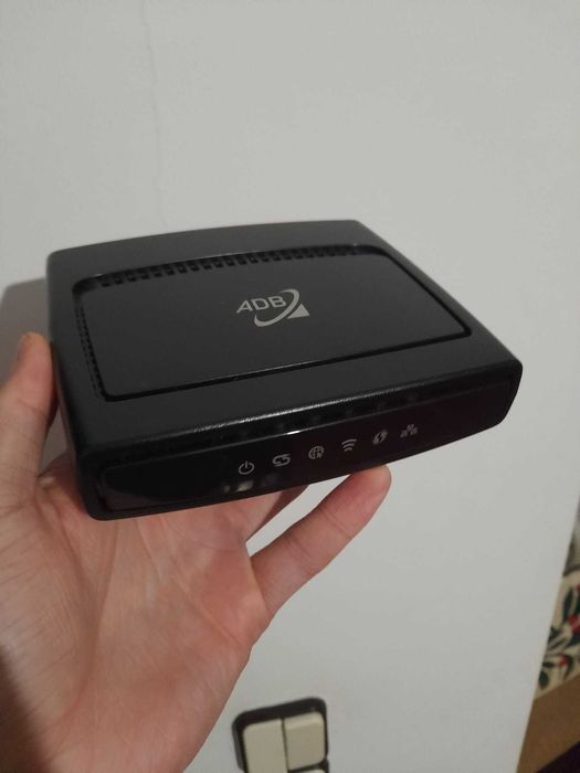 Router - ADB PDG A1000G Esgueira • OLX.pt