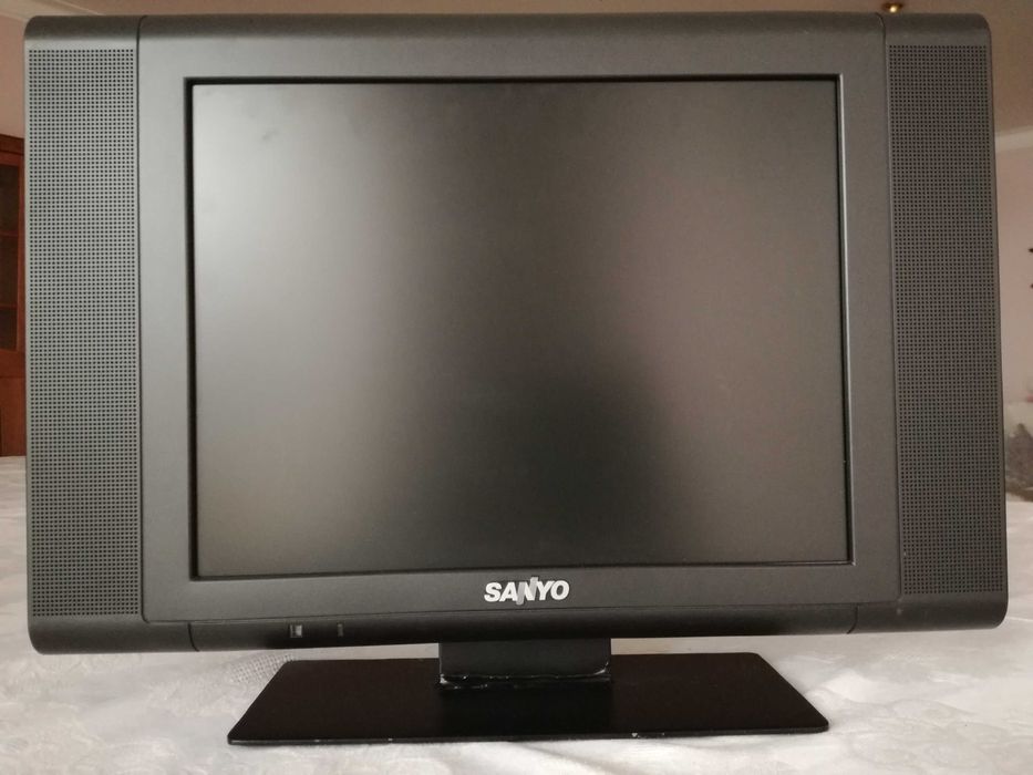 TV Monitor. . Portimão • OLX.pt