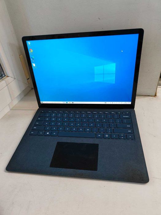 Surface laptop 2 i7 8560 8gb 256gb ssd: 8 500 грн. - Ноутбуки Дніпро на Olx
