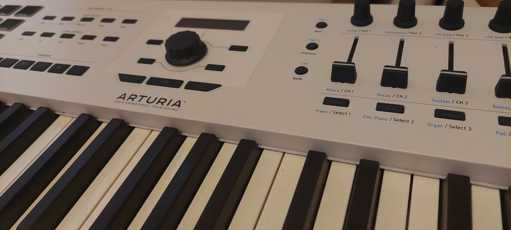 ARTURIA keylab 88 mk2 klawiatura sterująca biała na gwarancji Grodzisk ...