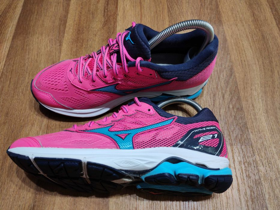 Кроссовки Mizuno Wave Rider 21: 550 грн. - Кросівки для бігу Київ на Olx