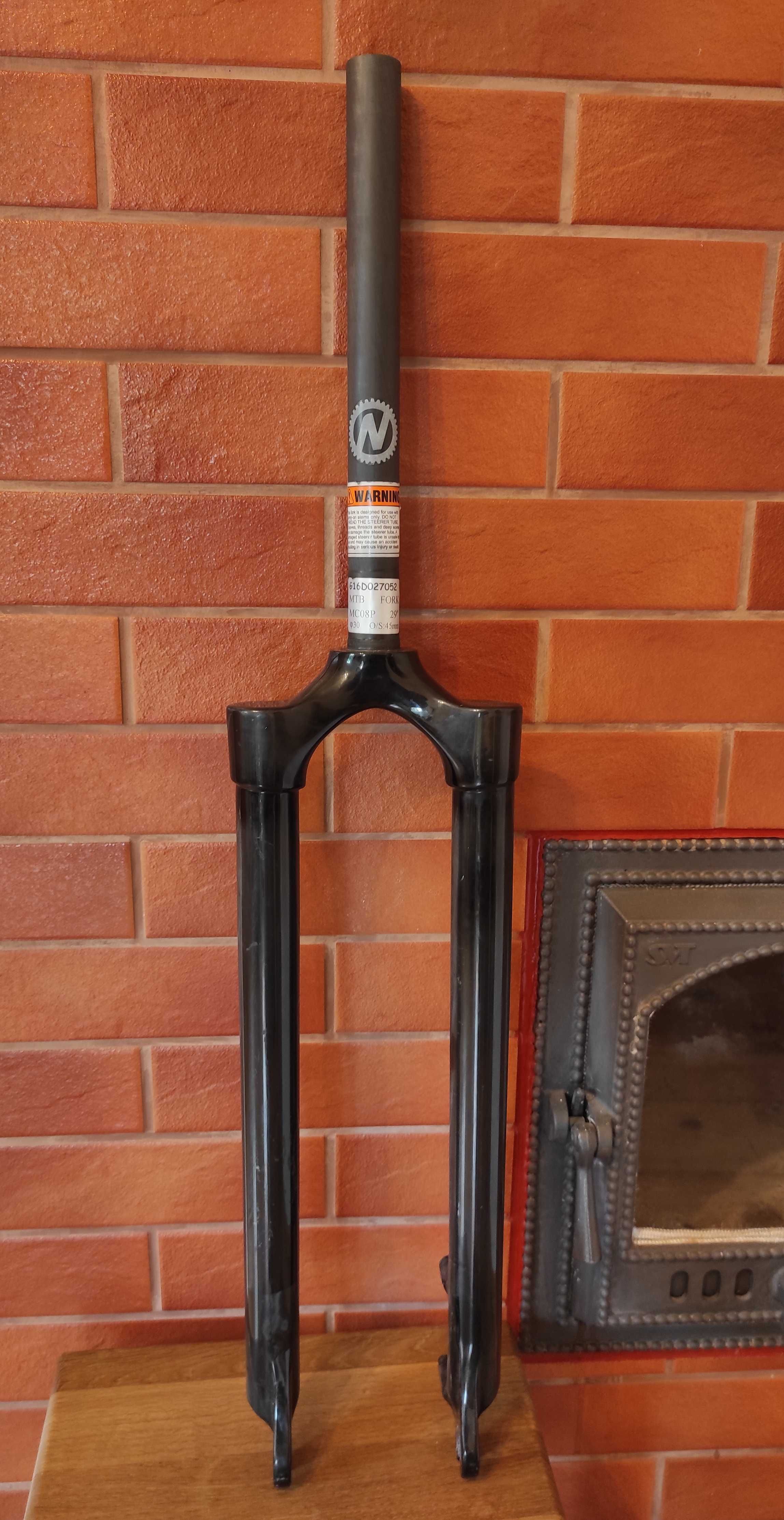 Карбонова вилка Trigon 29+ MTB довга карбон carbon необрізаний шток: 9 ...