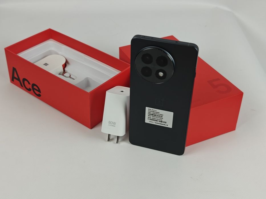 OnePlus ace 5 12/256 Snapdragon 8 Gen 3: 15 500 грн. - Мобільні ...