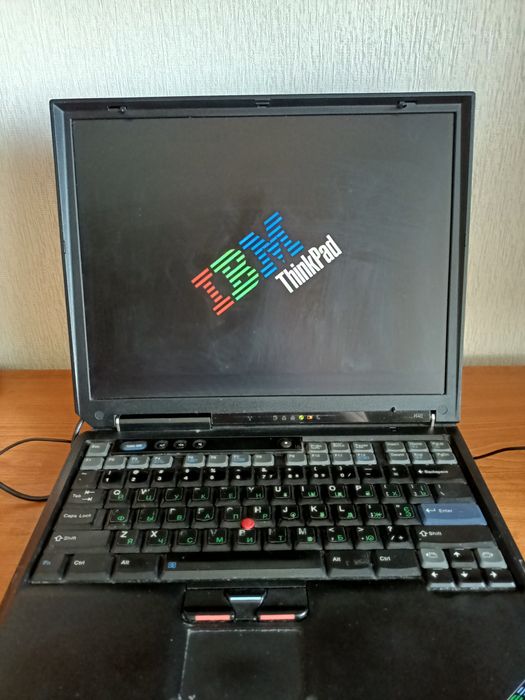Колекціонний ноутбук IBM Thinkpad R40 1.5Gb RAM/40Gb CD-RW/DVD: 880 грн ...