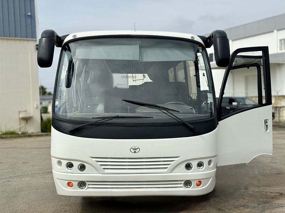 Mini Bus Toyota Optimo 28 lugares Esgueira • OLX.pt
