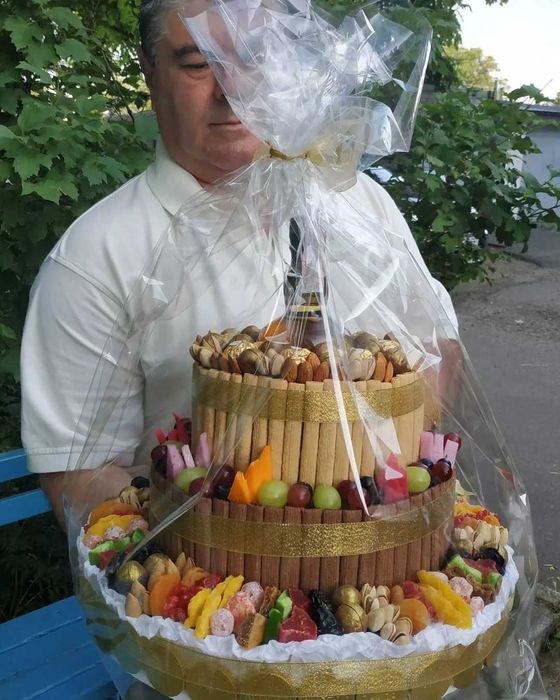 Торт из сухофруктов: 1 900 грн. - Продукти харчування / напої Одеса на Olx