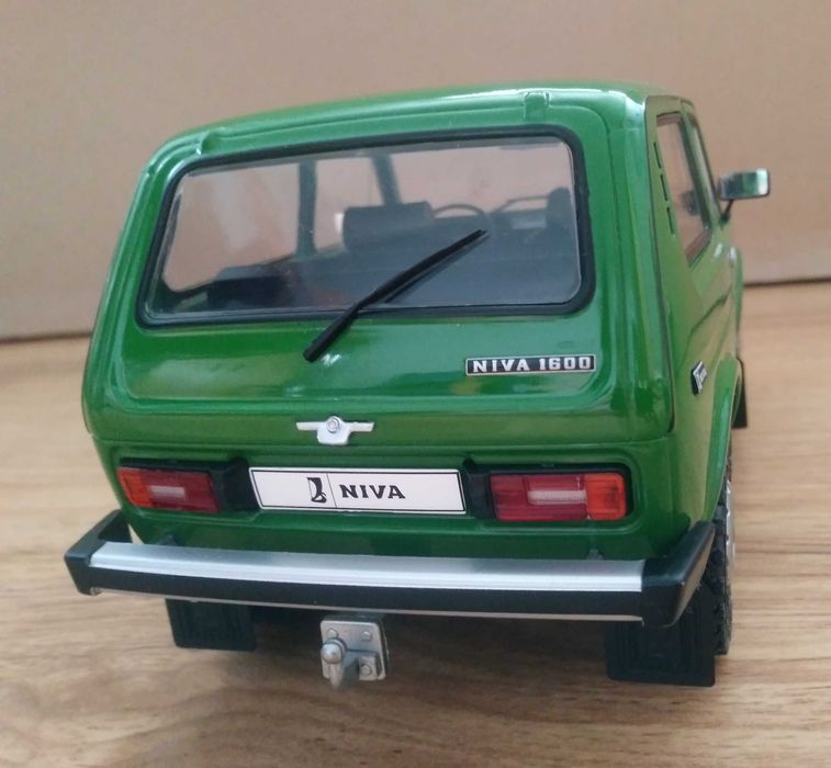 Нива ВАЗ-2121 масштабная модель 1:18 "Solido": 5 800 грн. - Колекціонування Хмільник на Olx