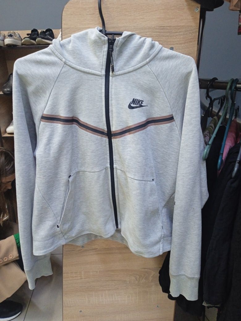 Кофта nike tech fleece зіпка: 700 грн. - Кофти Красилів на Olx