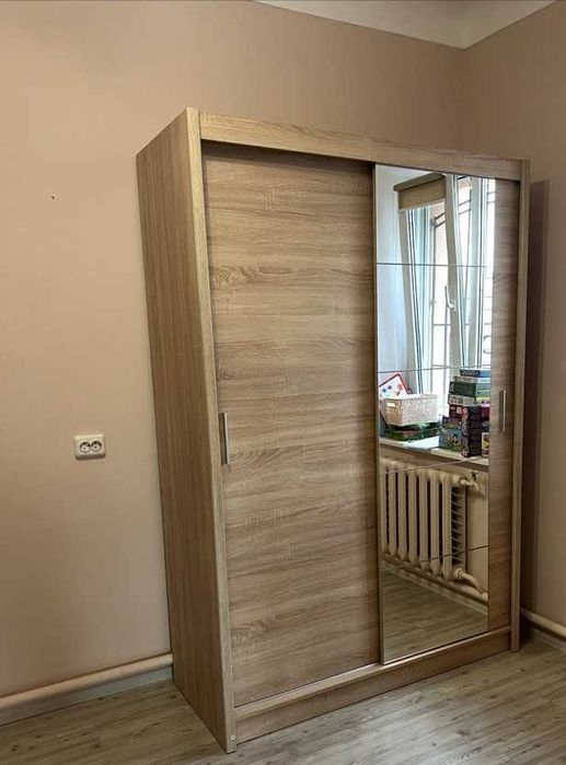 Продам шафа-купе ODDА JUSK: 8 000 грн. - Меблі для спальні Дніпро на Olx