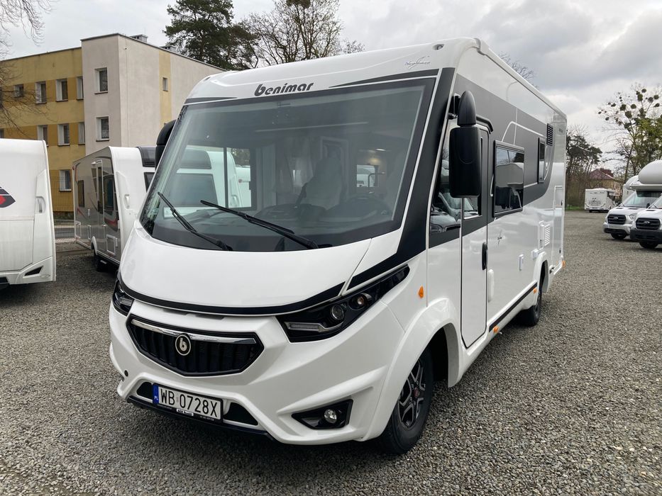 Wynajem Kampera Łódź. Nowy, Model 2022, komfortowy, bogato wyposażony ...