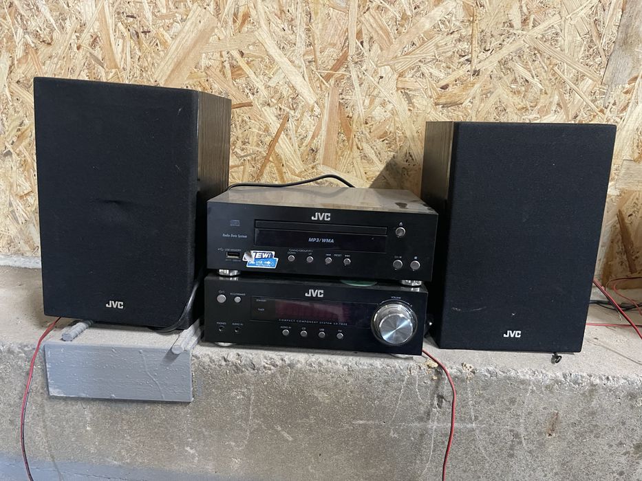 Музикальний центир JVC USBз Голандій: 2 200 грн. - Музичні центри Сокільники на Olx