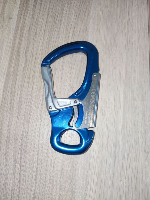 Mosquetões Petzl/ Kong Castanheira Do Ribatejo E Cachoeiras • OLX.pt