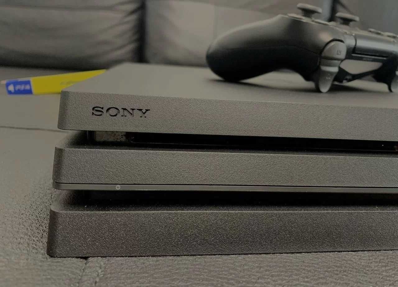 Гарний Стан!! ПС 4 Про / PS 4 / PlayStation 4Про (2 Джойстика): 7 800 ...