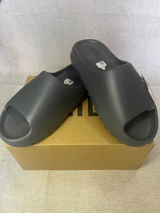 Oryginalne klapki adidas Yeezy Slide Granite EVA R.44 Bielsko-Biała ...