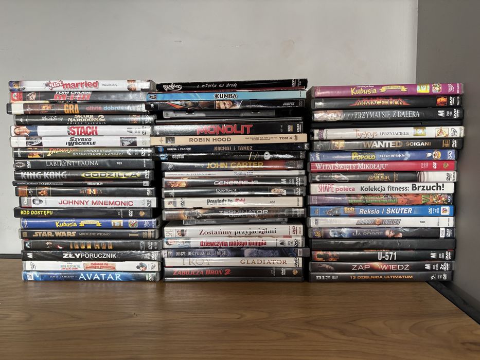 Stare plyty dvd Skierniewice • OLX.pl