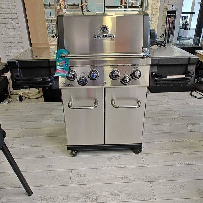 Grill gazowy Broil King Regal S490 Z EKSPOZYCJI - STAN BARDZO DOBRY ...