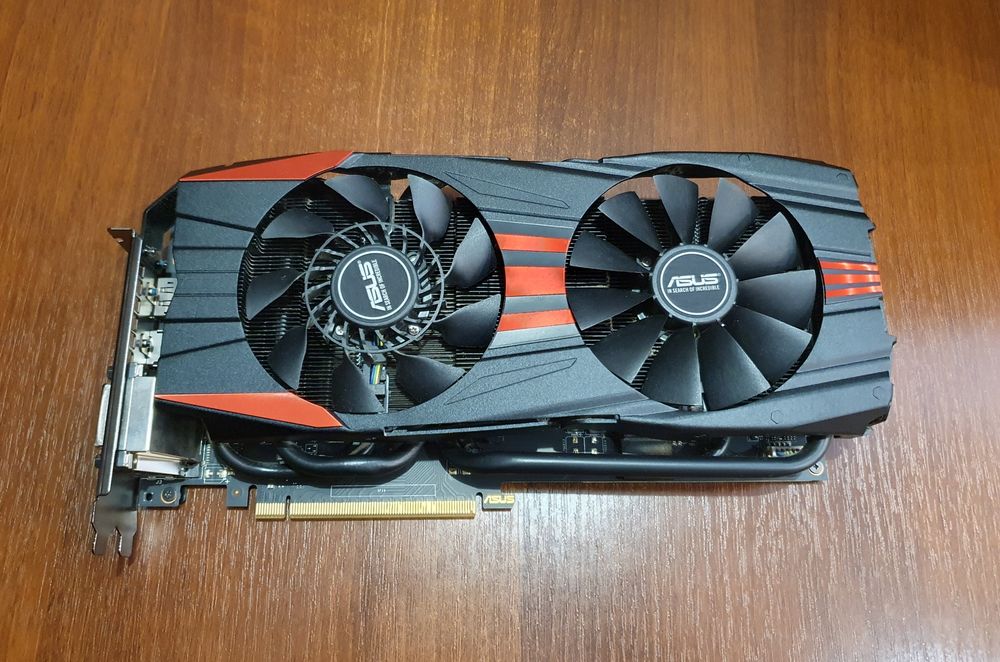 Видеокарта Asus GTX 960 4GB GDDR5: 2 000 грн. - Комплектуючі та аксесуари Кривий Ріг на Olx