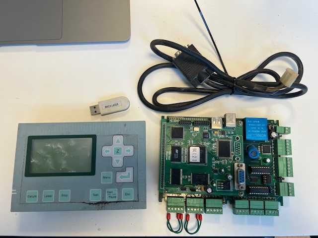 NIEPRODUKOWANY System Laserowy Leetro LaserCut MPC6515 +klawiatura CO2 ...