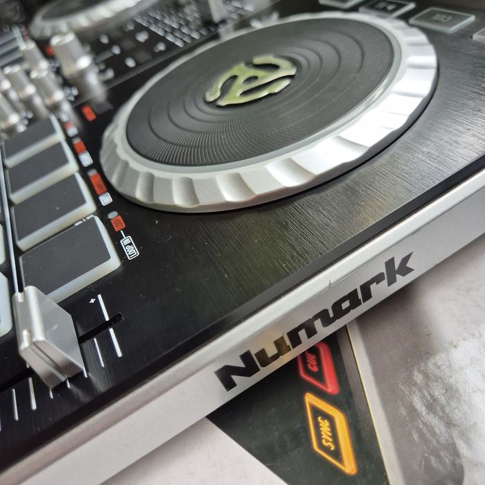 Dj контролер Numark Mixtrack Pro 2: 3 500 грн. - Студійне обладнання ...