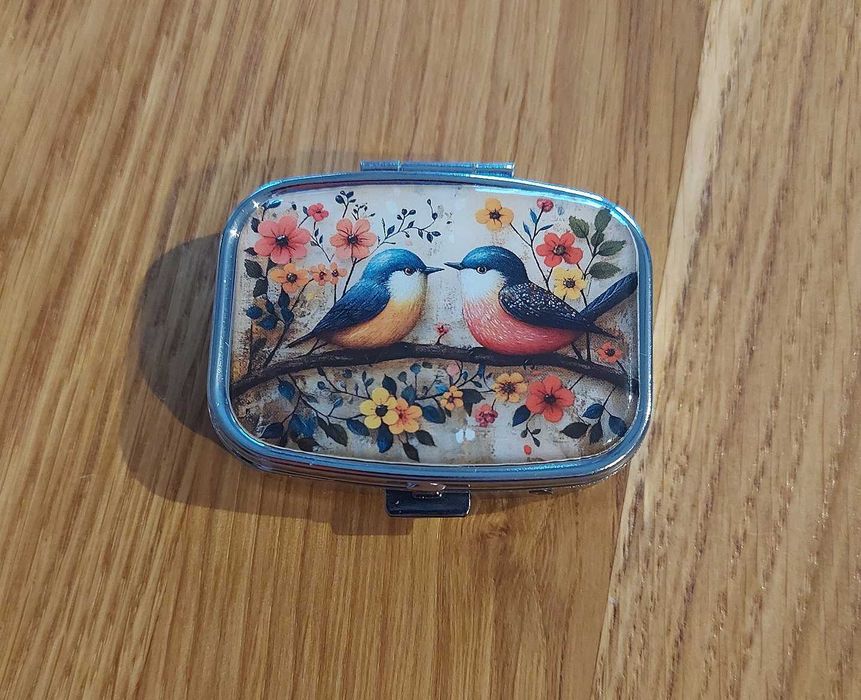 Pojemnik, pudełko, organizer na leki, tabletki Ptaszki Nowy Gdynia ...