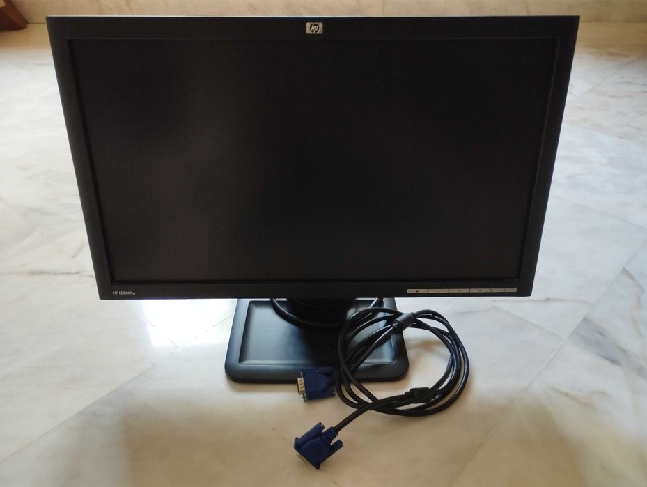 Monitor LCD HP LE2001w widescreen de 20 polegadas Ramada E Caneças • OLX.pt
