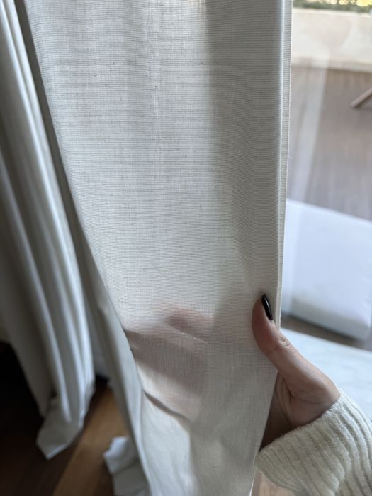 Cortinas De Linho Translúcidas em Tom Natural / Off-White Alcântara ...