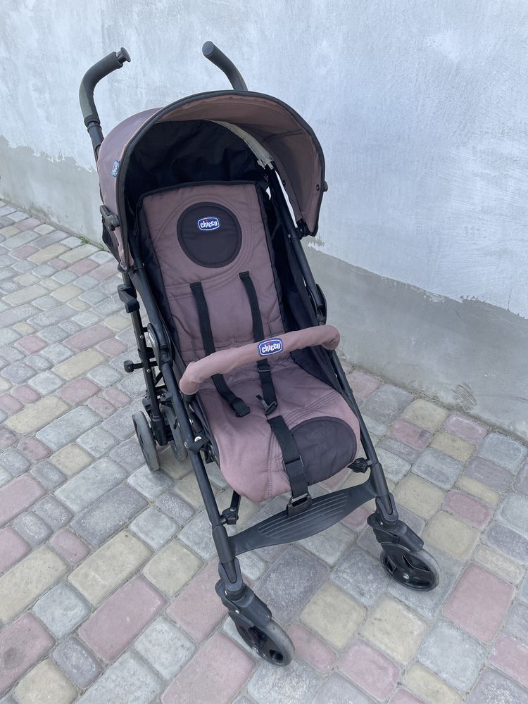 Коляска прогулка Chicco: 1 800 грн. - Дитячі коляски Костопіль на Olx