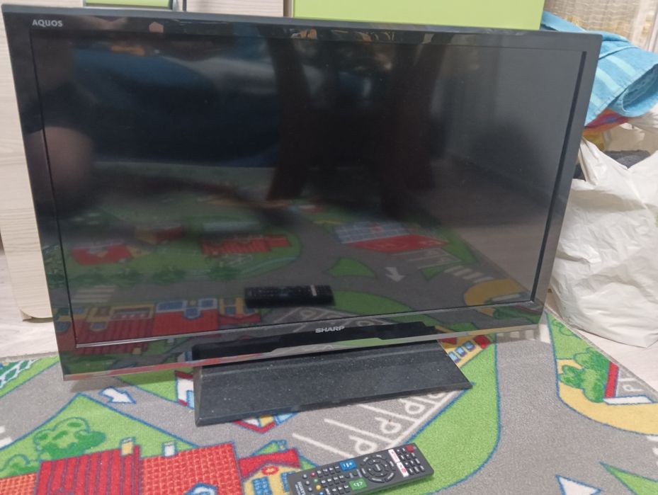 Telewizor Sharp 32 LED pilot Oświęcim • OLX.pl