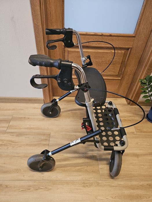 Chodzik, balkonik rehabilitacyjny invacare Klęczany • OLX.pl